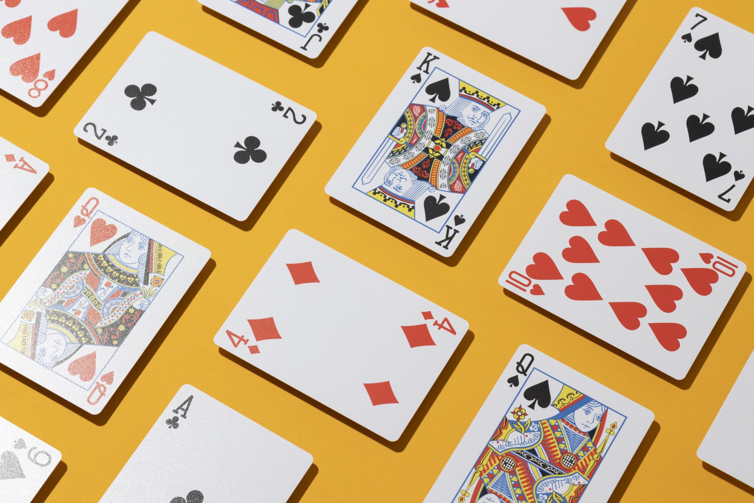 Two Handed Pinochle: Master the Classic Two Player Card Game - Blackcoin